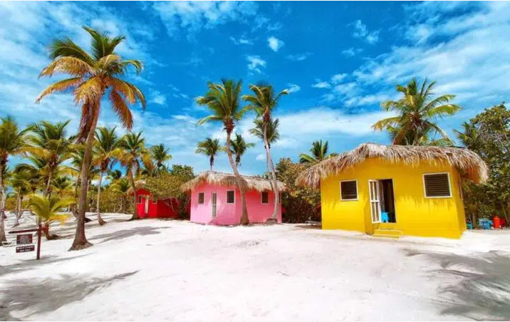 ISLA CATALINA - Cortecito Tours RD